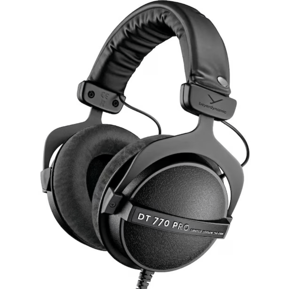 Beyerdynamic DT 770 Pro 80 Ohm Limited Black Edition